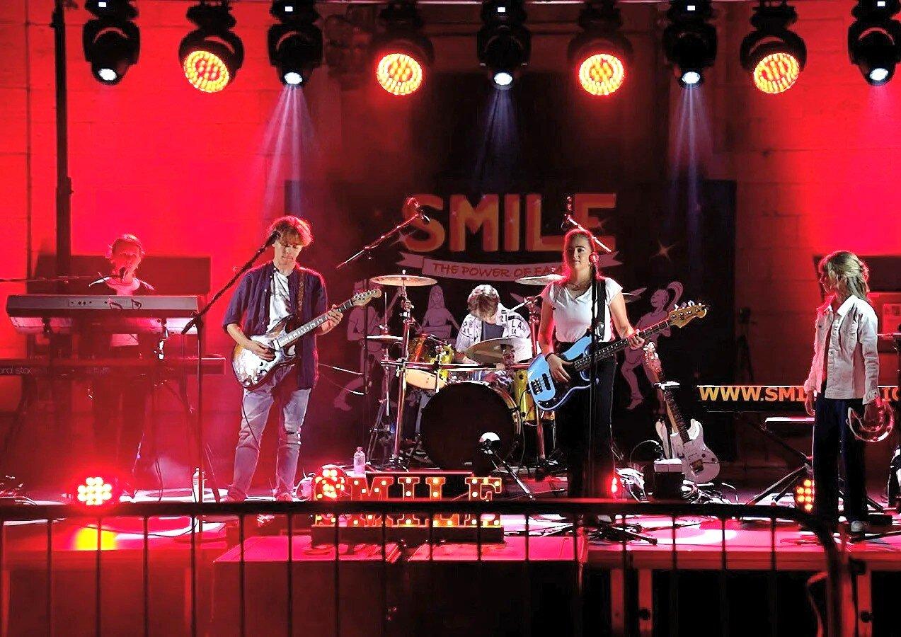 Smile Music Band